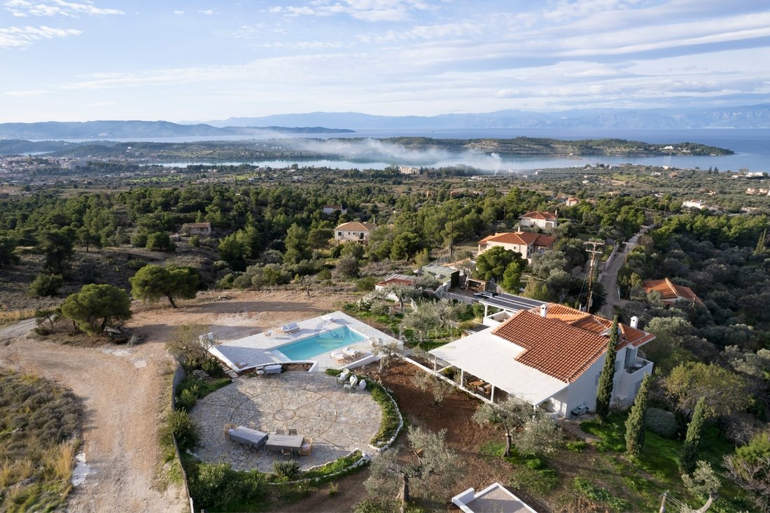 A Blend Of Historic Charm And Modern In Koinotita Kranidiou, Kranidi ...