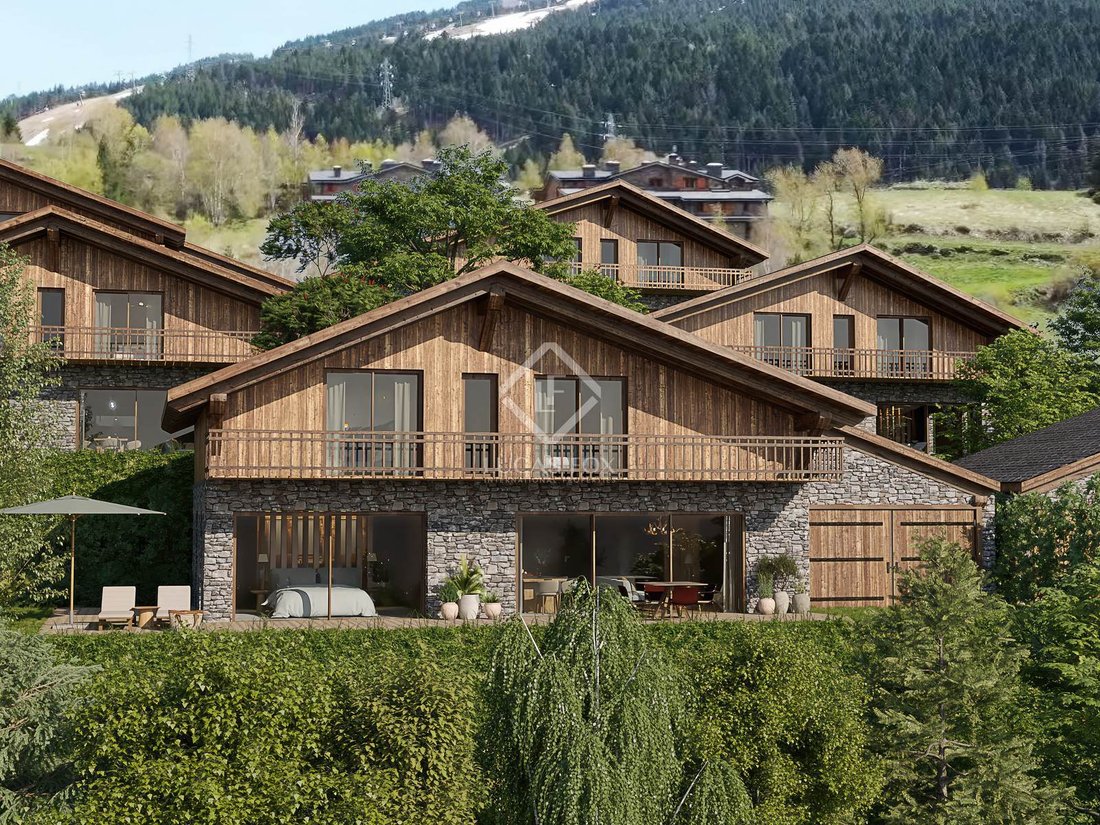 Soldeu House / Villa In Soldeu, Canillo, Andorra For Sale (14785825)