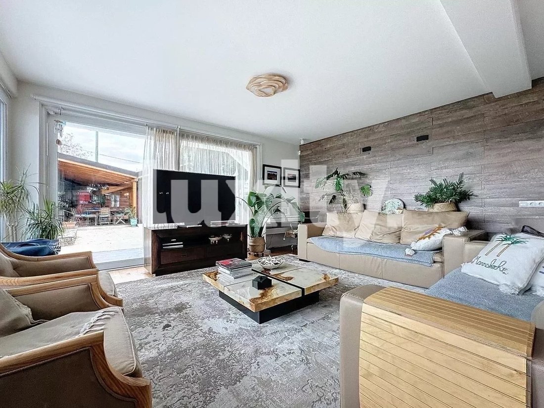 Superb House In Divonne Les Bains With View Of In Lancy, Genève ...