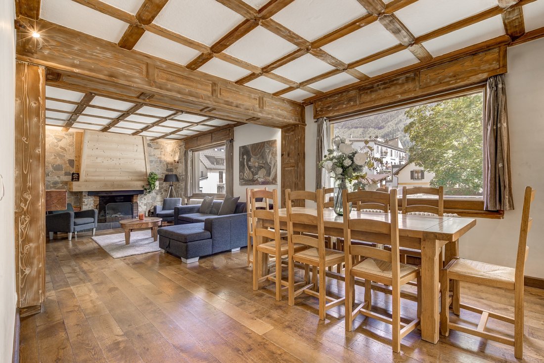 Exclusivity Chalet Paloma In Chamonix, Auvergne Rhône Alpes, France For ...