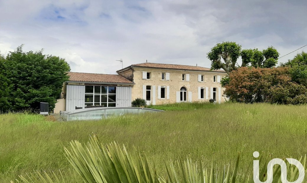 Vente Maison De Campagne 8 Pièces In Galgon, Nouvelle Aquitaine, France ...