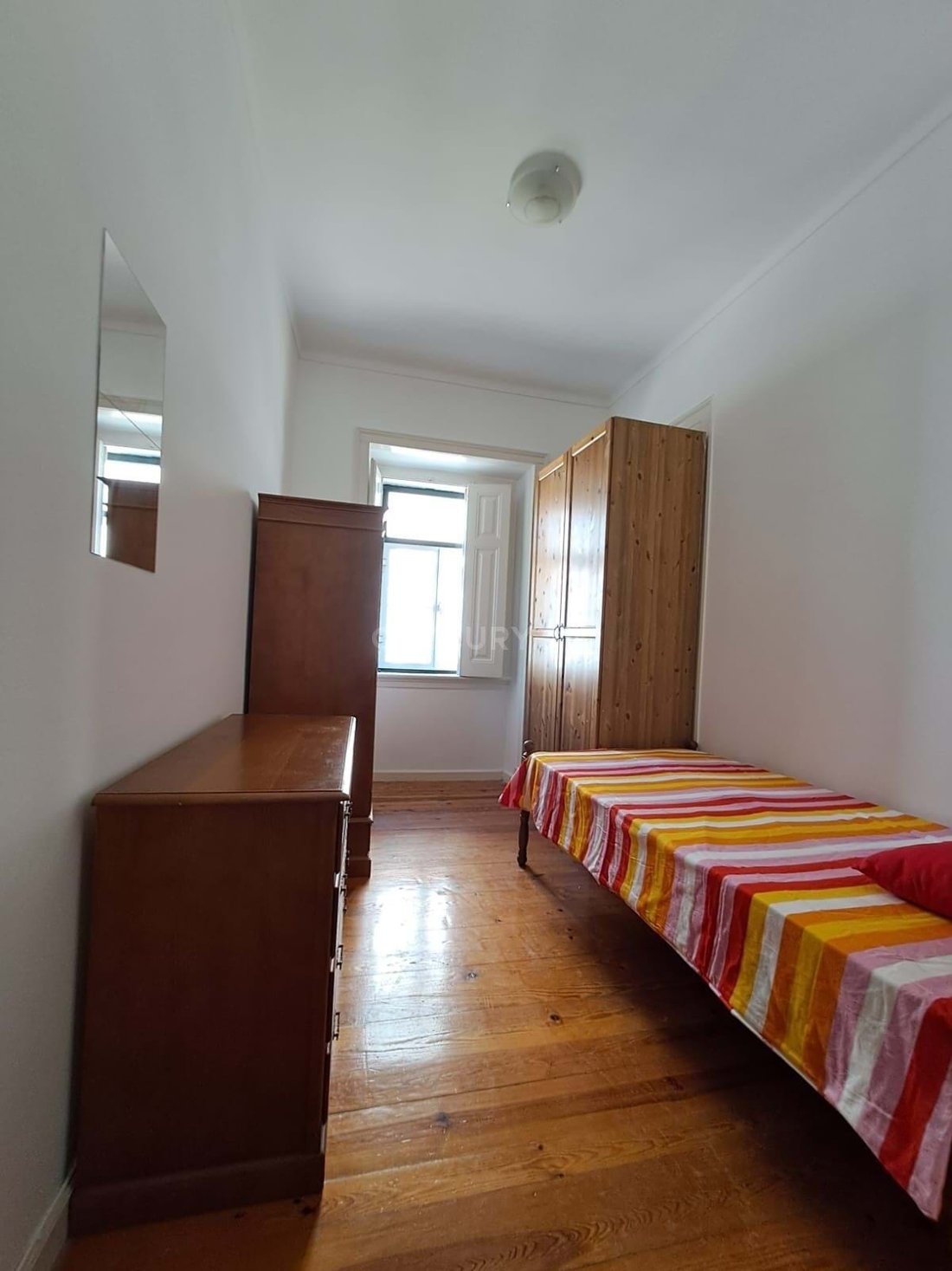 Apartment 5 Rooms In Arroios / Lisbon (3rd Floor) In Lisbon, Lisbon ...