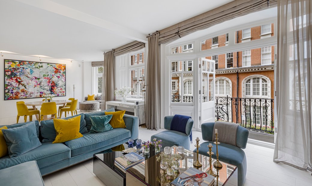 Beautiful Apartment Tucked Away In The Heart In London, England, United ...