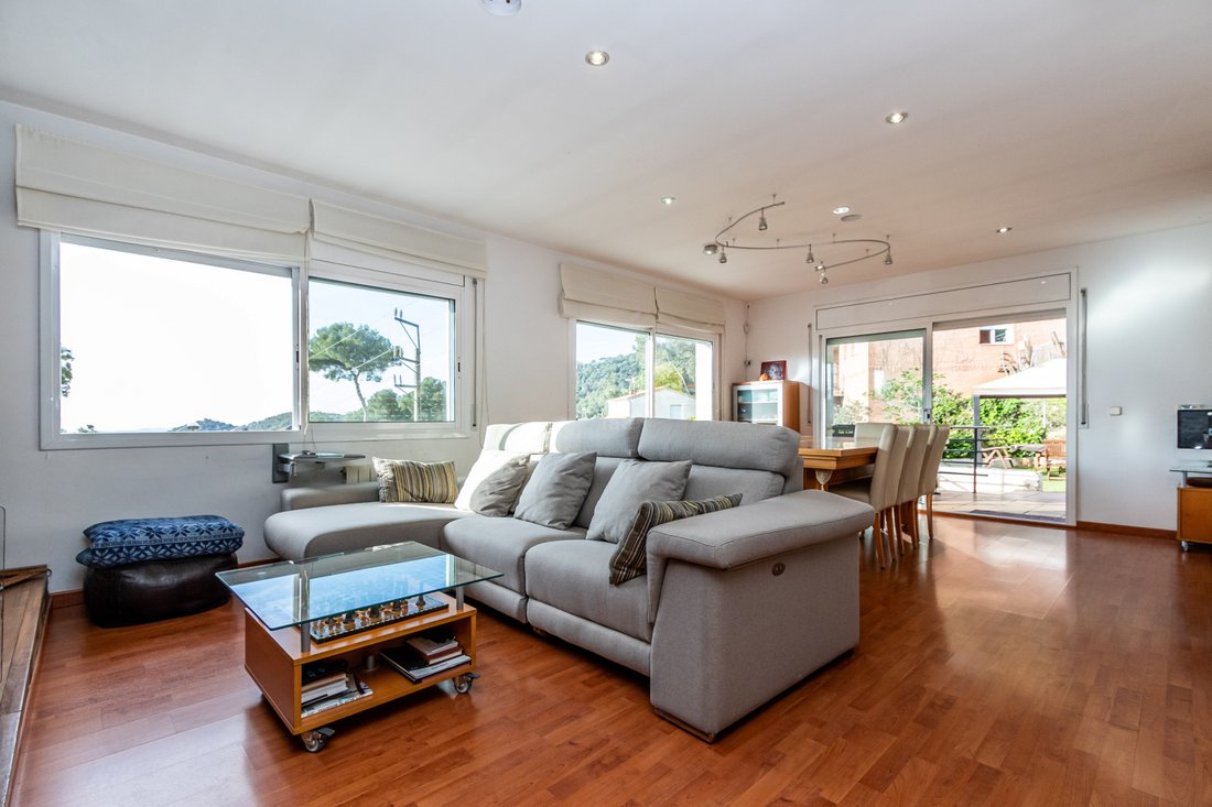 Villa In Matadepera, Catalonia, Spain For Sale (14149238)