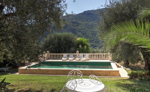 Lujo villas en venta en Saint-Martin-du-Var, Provenza-Alpes-Costa Azul ...