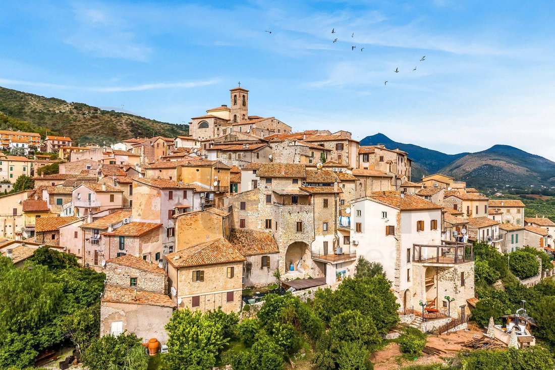 Historic Residence For Sale In Prossedi In Prossedi, Lazio, Italy For ...