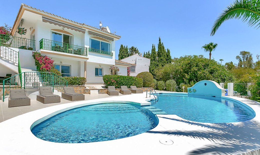 Villa, Fuengirola In Fuengirola, Andalusia, Spain For Sale (14819454)