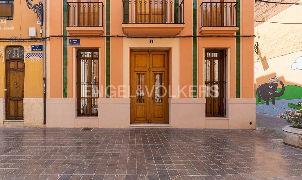 Impressive House In The Town Of "Campanar" In Campanar, Spain For Sale ...