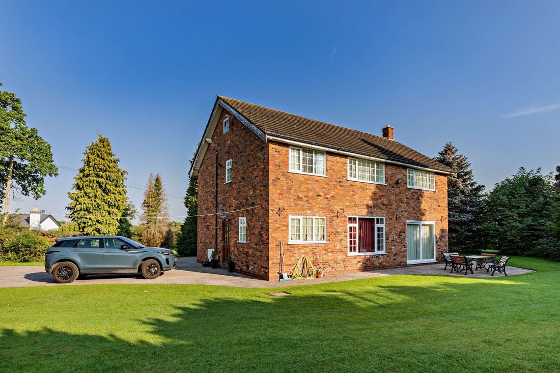House, Green Lane, Alderley Edge, In Alderley Edge, England, United ...