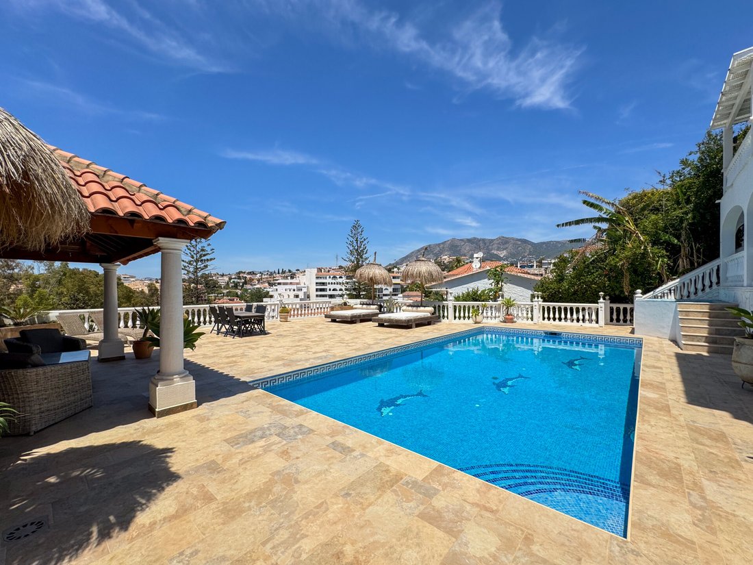 Villa, Fuengirola In Fuengirola, Andalusia, Spain For Sale (14827683)
