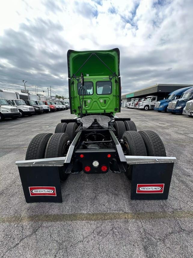 2018 Freightliner Cascadia In Miami, Fl, United States For Sale (14718225)