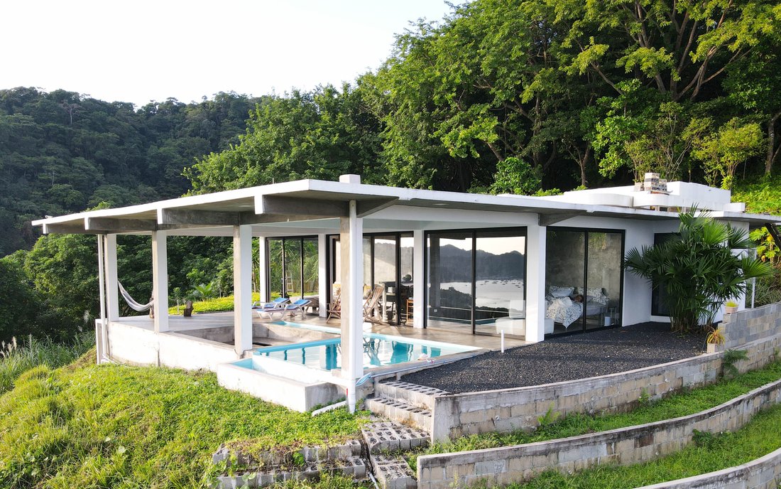 Royal Views From Modern Cacique Home In Cacique, Colón Province, Panama ...