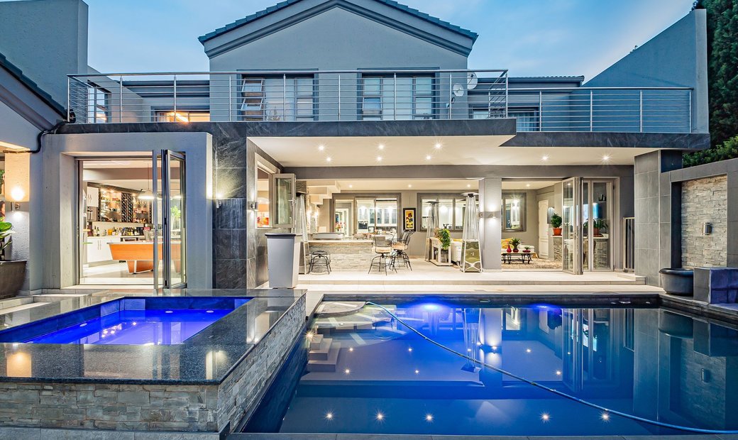Mesmerizing View In Silver Lakes Golf Estate, Gauteng, South Africa For ...