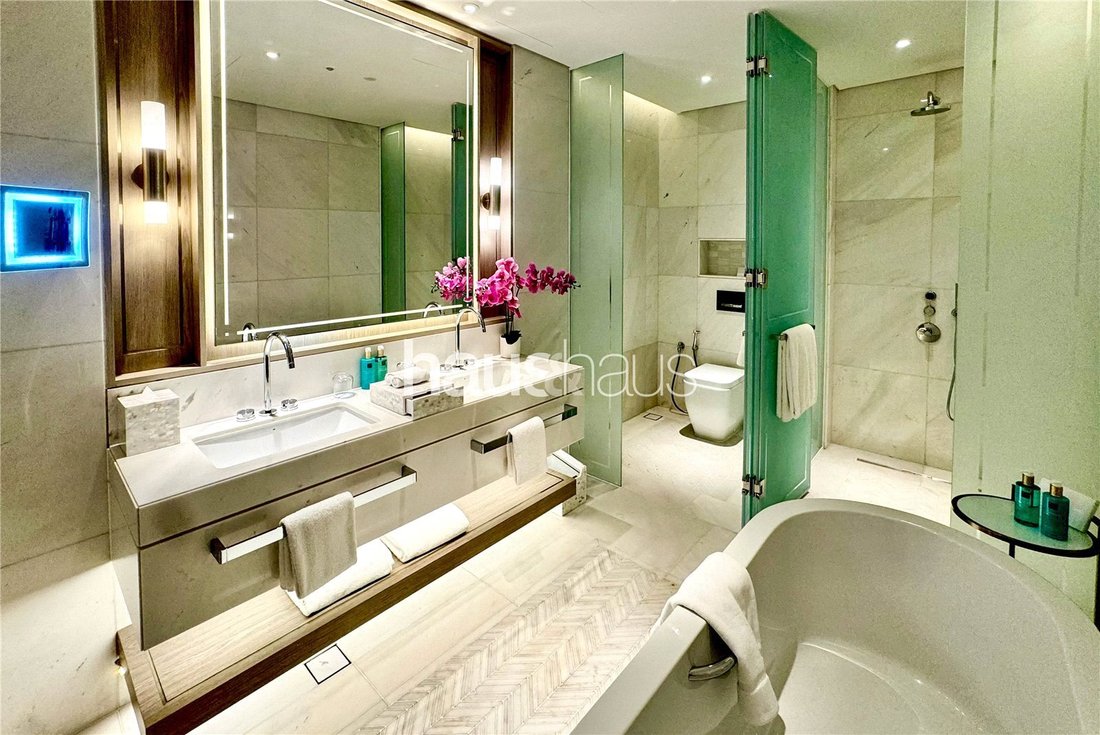 Private Pool | Large Layout | High Floor In Dubai, Dubai, United Arab ...