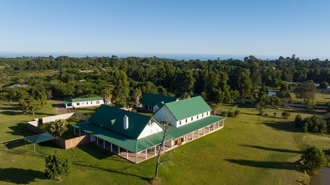 Countryside Guesthouse On Sprawling In Wilderness, Western Cape, South ...