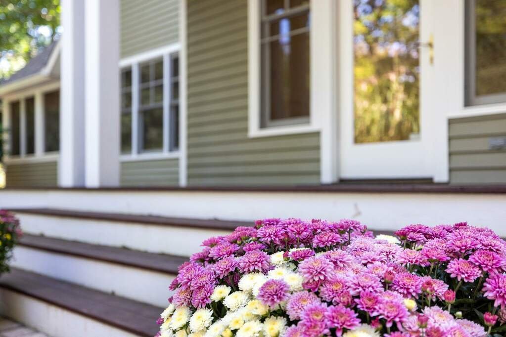 Ideal Blend Of Luxury And Location In In Union Pier, Michigan, United ...