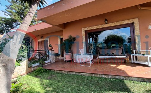 Luxury homes for sale in Messina, Sicily, Italy | JamesEdition