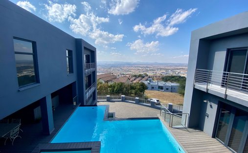 Luxury mansion homes for sale in Cashan, Rustenburg, North West, South ...