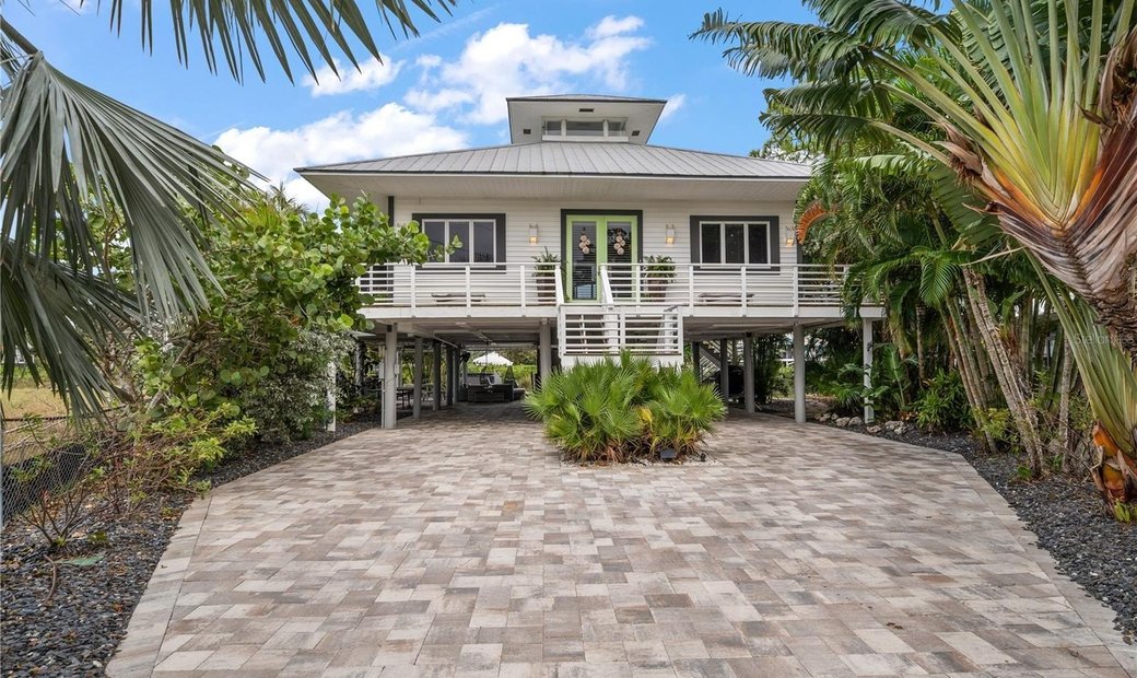 Completely Updated Key West Style In Palm Harbor, Florida, United ...