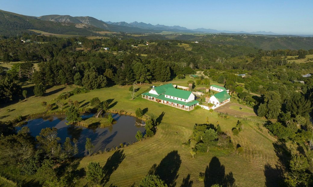 Countryside Guesthouse On Sprawling In Wilderness, Western Cape, South ...