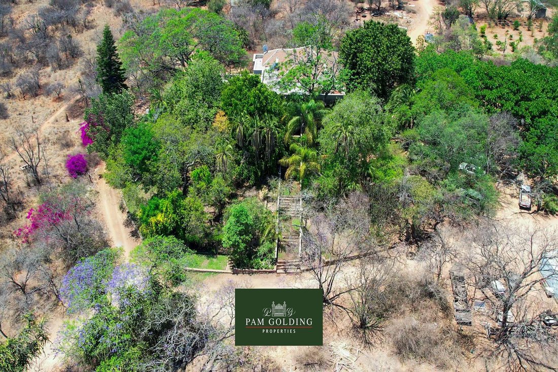 23 Acres Of Thriving Potential. En Bulawayo, Bulawayo Province ...