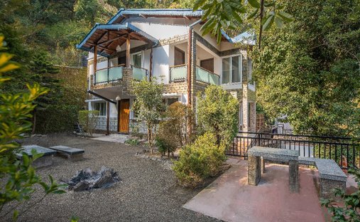 Luxury homes with balcony for sale in Harinagar Chanddeva, Uttarakhand ...