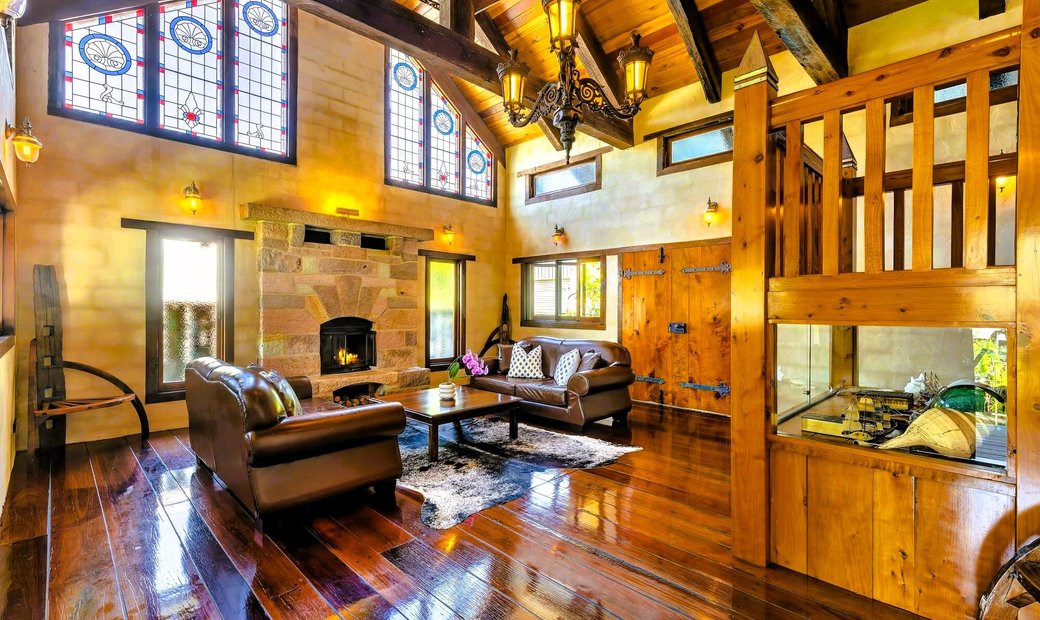 Island Home With Imposing Architecture And In Amity, Queensland ...