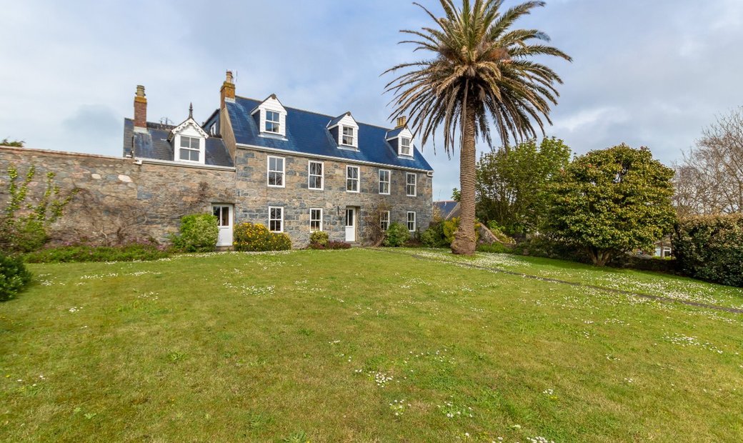 House, La Hougue, Vale, Guernsey In United Kingdom For Sale (14850807)