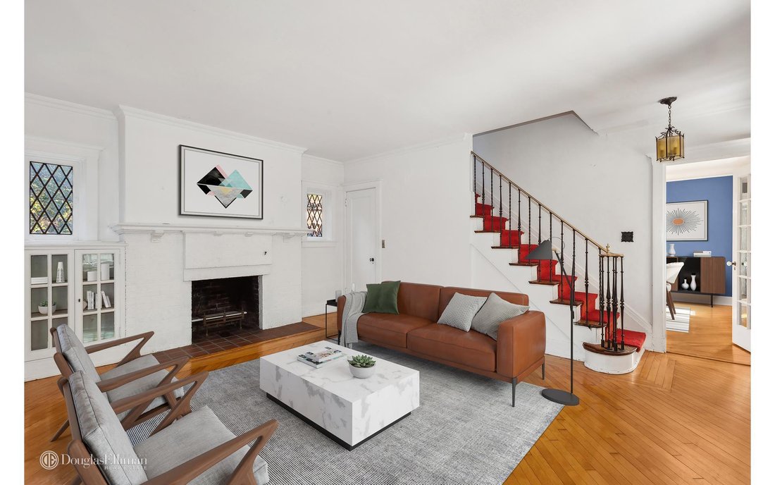 Townhouse Queens In Queens, Ny, United States For Sale (14844459)