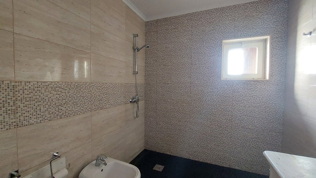 Moradia T2 + 2 Com Excelente Logradouro In Faro, Algarve, Portugal For ...