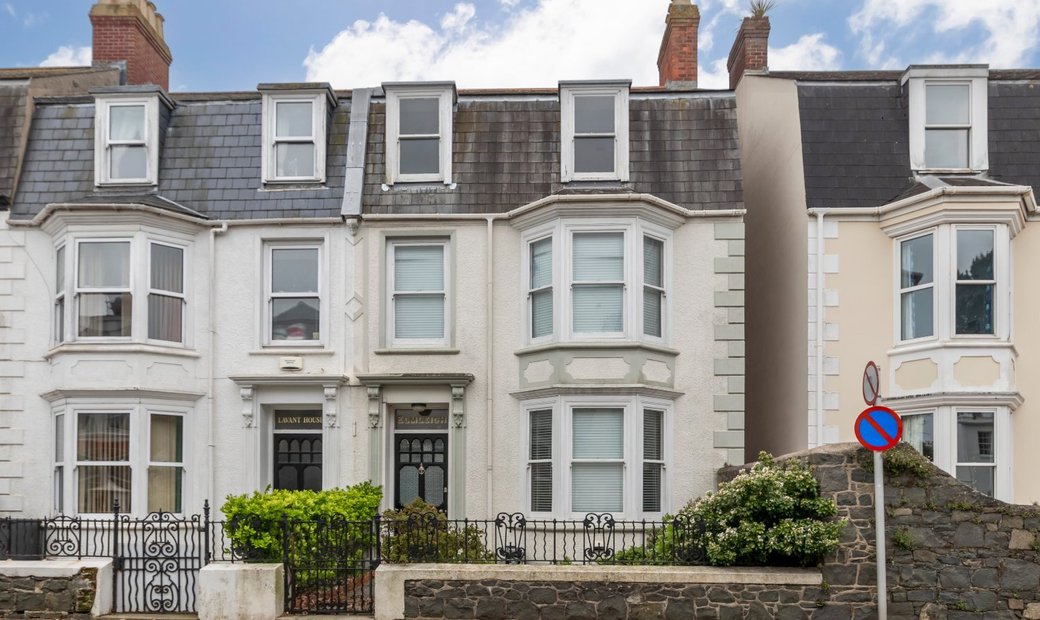 Elm Grove, St. Peter Port, In Brighton And Hove, England, United ...