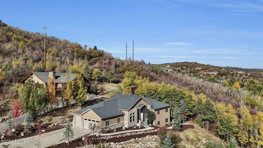 Mountain Elegance In Pinebrook Neighborhood In Park City, Utah, United ...