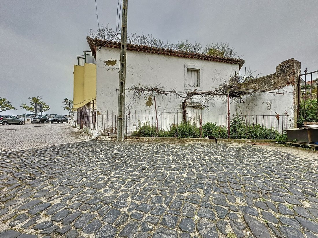 Seixal Villa In Amora, Setubal, Portugal For Sale (14852978)