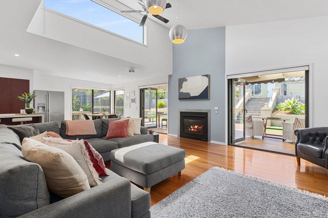 Grand Beachside Living In Mount Martha, Victoria, Australia For Sale ...