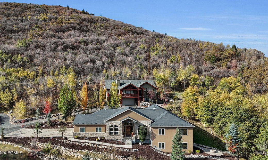 Mountain Elegance In Pinebrook Neighborhood In Park City, Utah, United ...