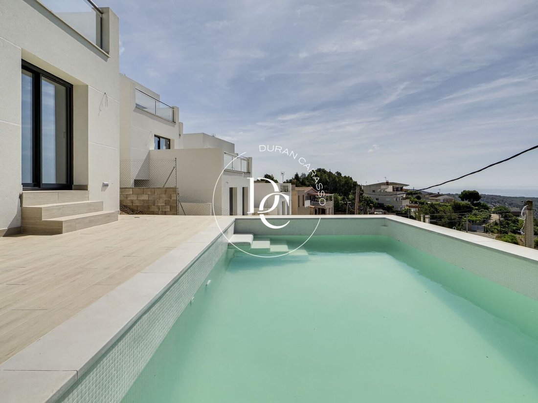 Cunit House In Costa Cunit, Catalonia, Spain For Sale (14859962)