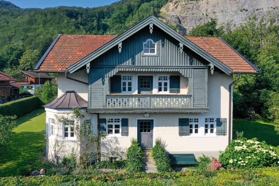 Historic Villa With Dream Property In An In Flintsbach, Bavaria ...