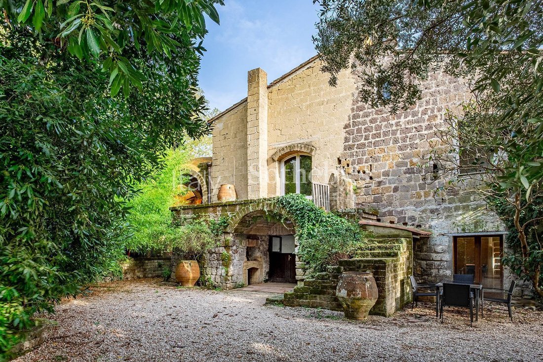 Charming Country House Among The Vineyards Of Melizzano In Campania ...