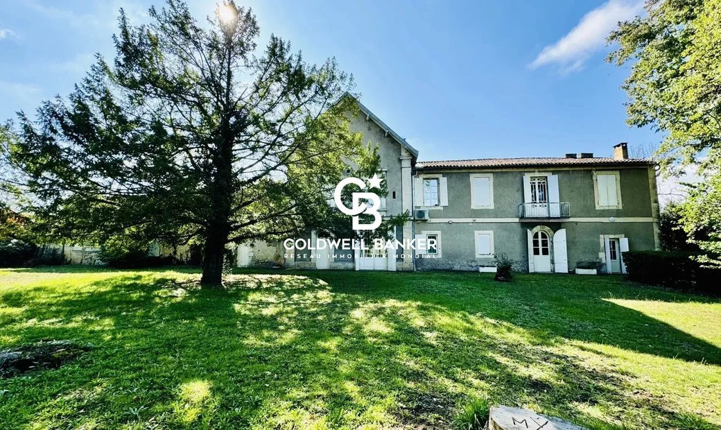 Libourne House In Libourne, Nouvelle Aquitaine, France For Sale (14833907)