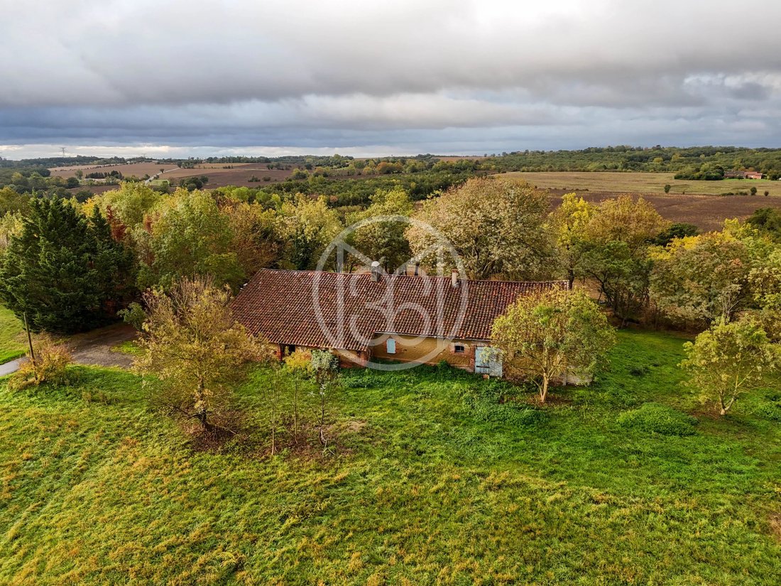 Farmhouse On More Than One Hectare Beautiful View In Gauré, Occitanie ...