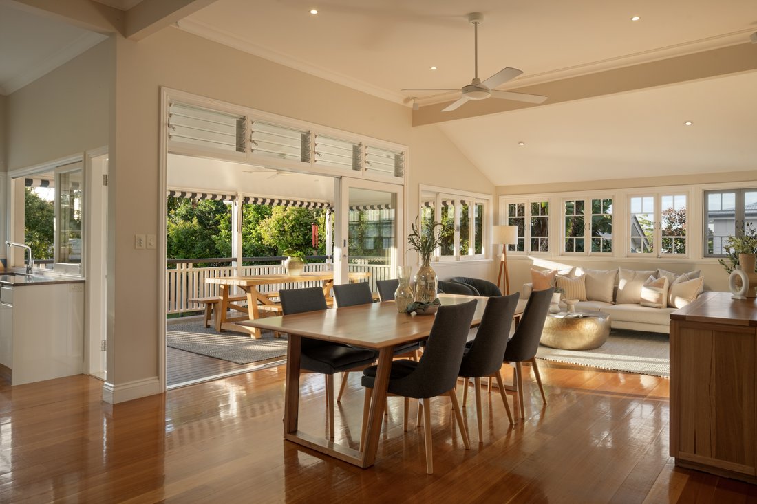 Family Queenslander In An Exclusive In Hawthorne, Queensland, Australia ...