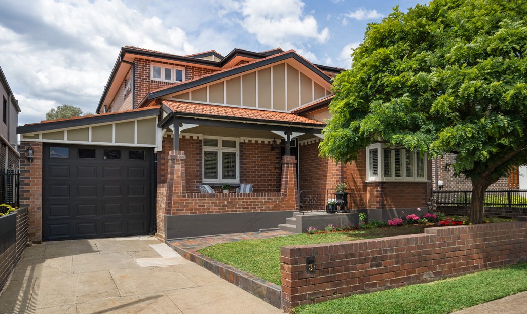 Spacious Character Bungalow In Concord, New South Wales, Australia For ...