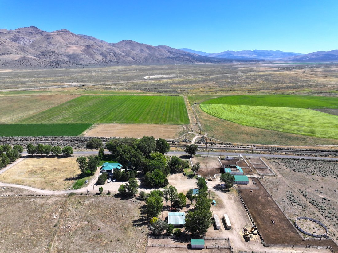 1,280 Private Deeded Acres And Compound In Doyle, California, United ...