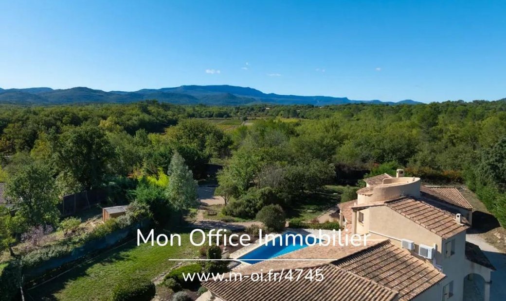 Référence In Saint Maximin La Sainte Baume, Provence Alpes Côte D'azur ...