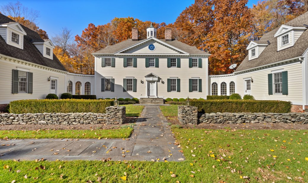 Immaculate Estate On 17 Acres Of In Austerlitz, New York, United States ...