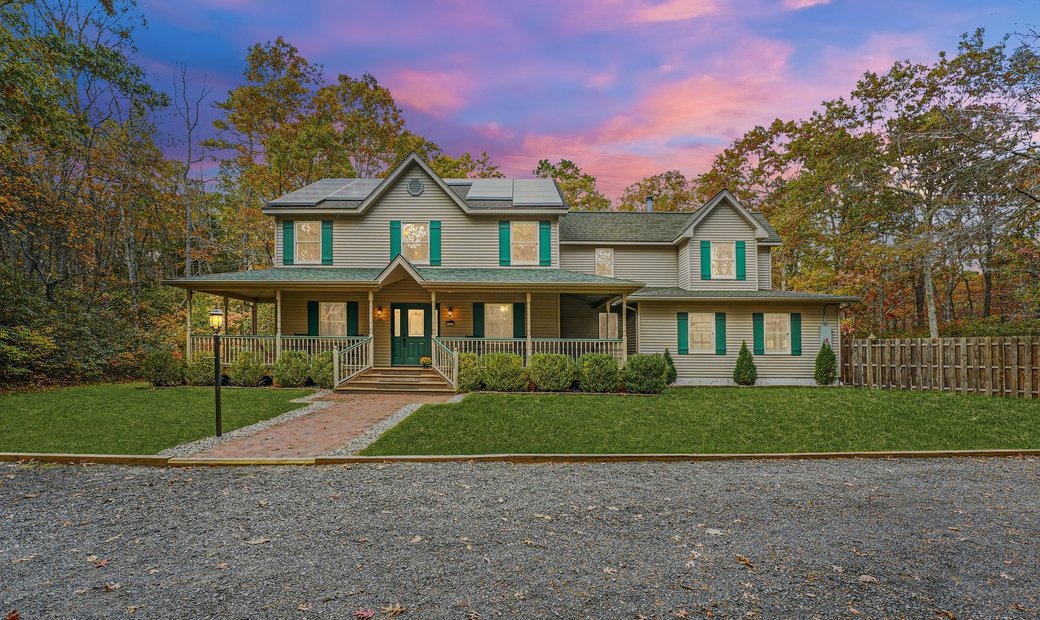 Stately Colonial In Little Egg Harbor Township, New Jersey, United ...