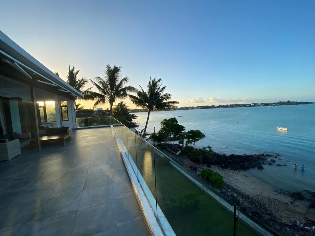 Prestigious Beachfront In Grand Baie, Rivière Du Rempart District ...