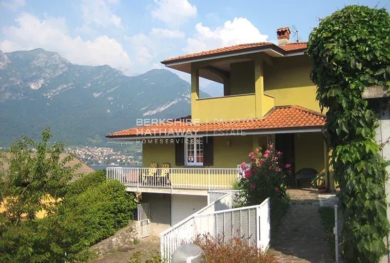 Lake Views' Villa With Garden In Oliveto Lario, In Limonta, Lombardy ...