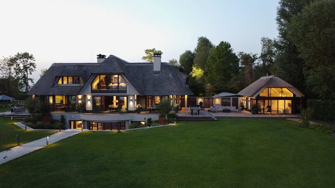 Waterfront Estate Loosdrecht In Loosdrecht, North Holland, Netherlands ...