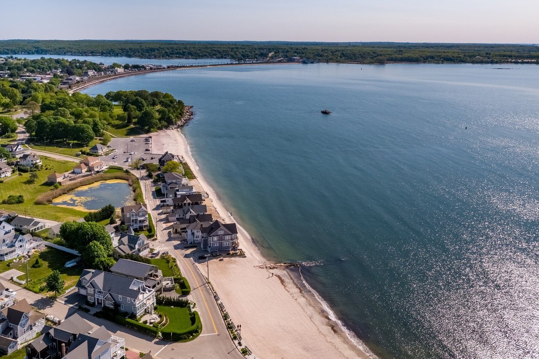 Crescent Beach Direct Waterfront In East Lyme, Connecticut, United ...